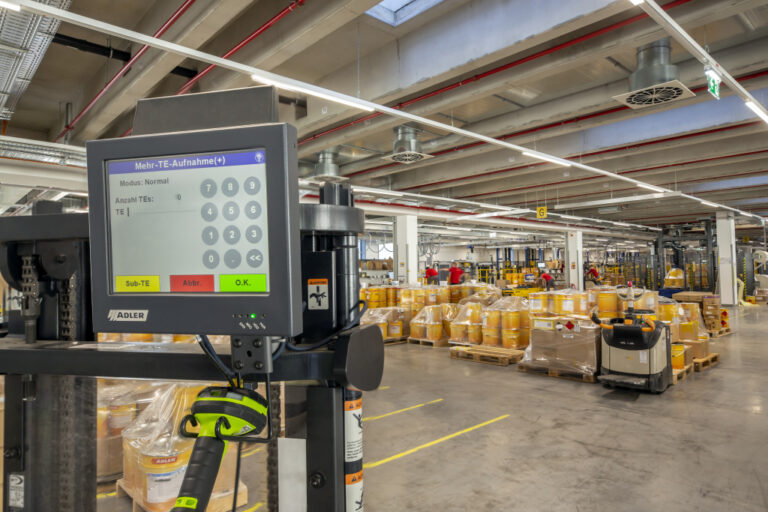 Mobile Series forklift terminal | Mobile panel PC warehouse